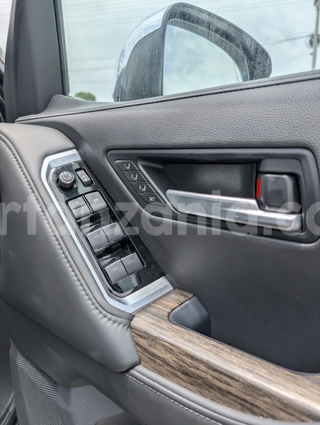 Buy import toyota land cruiser black car in dar es salaam in dar es ...