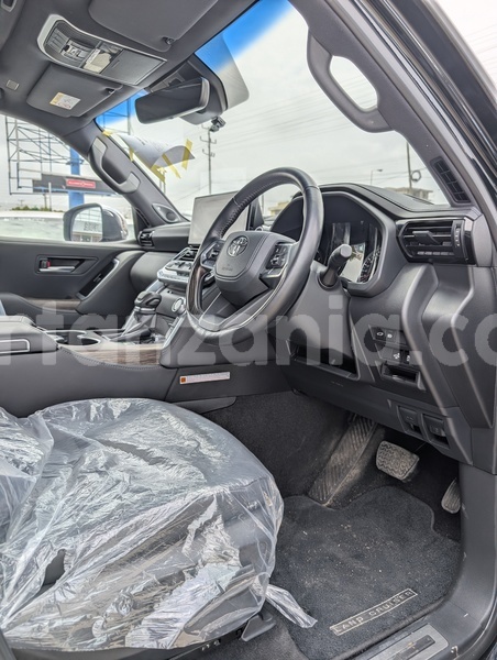 Buy import toyota land cruiser black car in dar es salaam in dar es ...