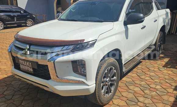 Buy used mitsubishi triton white car in dar es salaam in dar es salaam ...